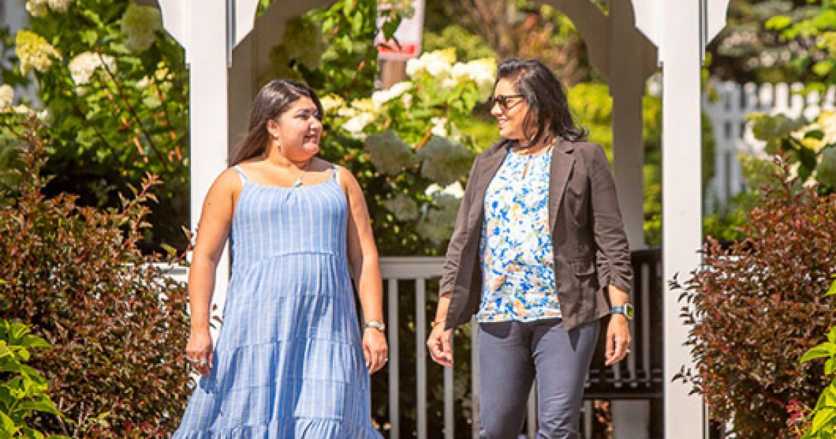 Checking Accounts - Everett Bank